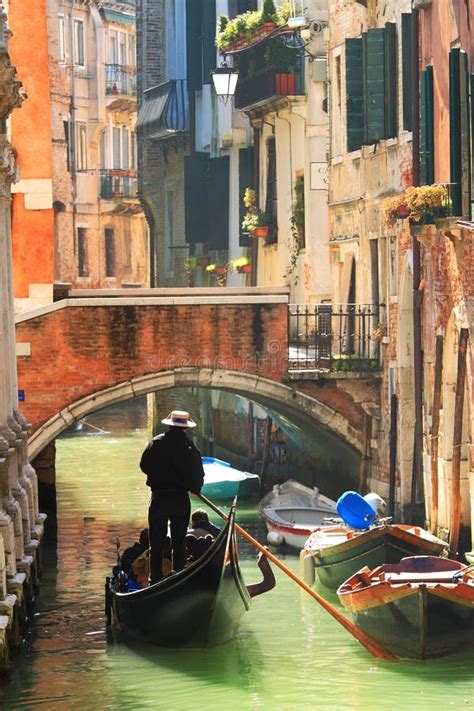 гондола Италия Venice канала Стоковое Фото - изображение насчитывающей ...