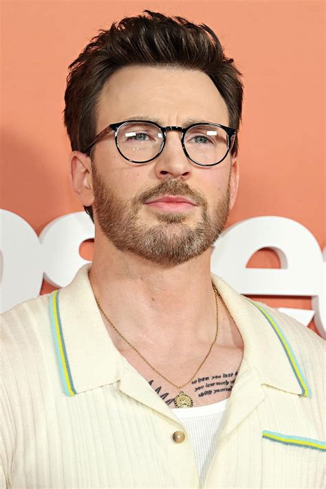 Chris Evans - Biography - IMDb