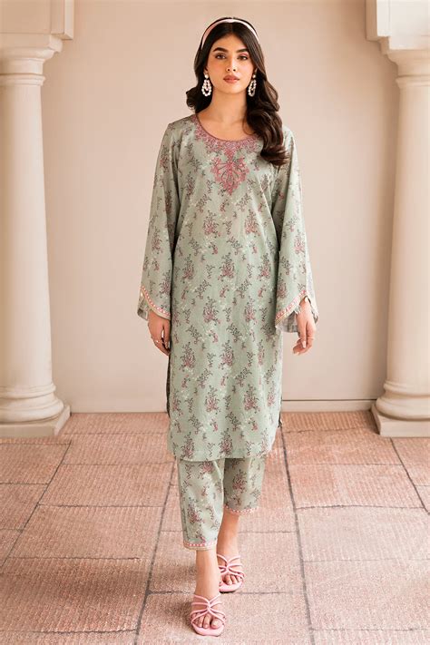 Elegance Clothing Online