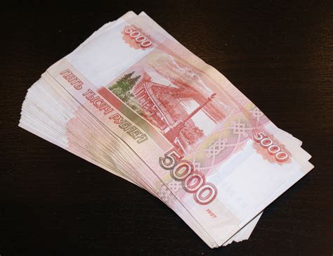 Обои для рабочего стола Рубли Купюры 5000 Деньги Крупным 3476x2673