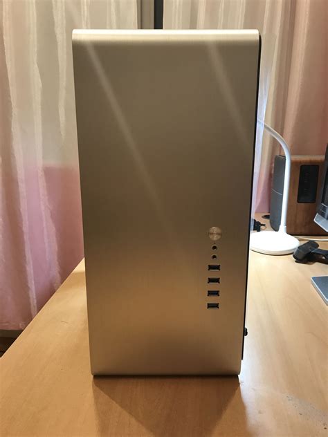 Корпус Jonsbo UMX4W Silver — купить по низкой цене в интернет-магазине ...