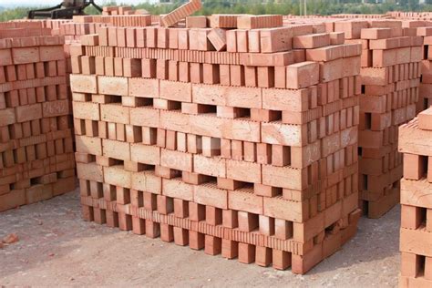 Кирпич полнотелый одинарный М-125 ФОКИНО купить с доставкой по Москве ...