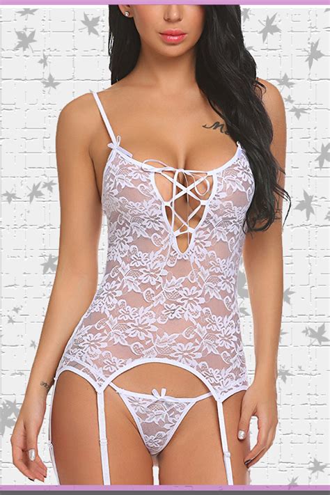 women area 51: Her sexy white lingerie