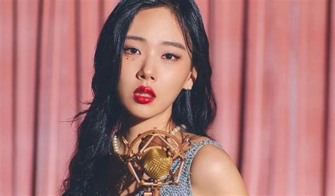 BIBI to hold her first solo concert 'Can't You Come?' since her debut ...