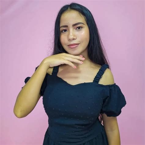 Gabriella🫦 (@gabriella_masks) • Threads, Say more