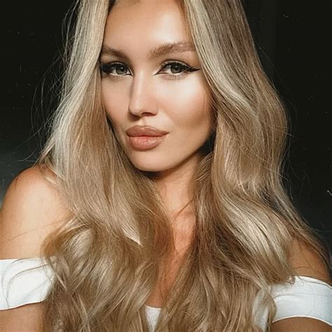 Здрасьте, я Настя 🧡 (@anastyeisha_23) on Threads