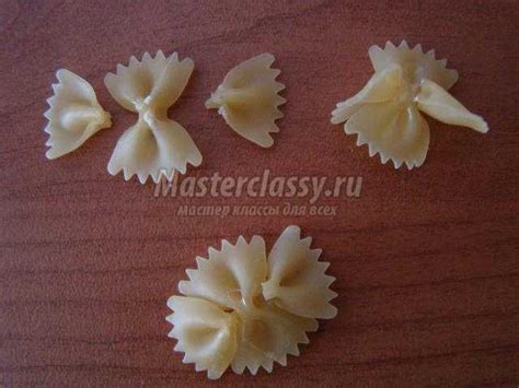 Поделки из макарон своими руками. Ромашки в вазе. Мастер-класс с ...