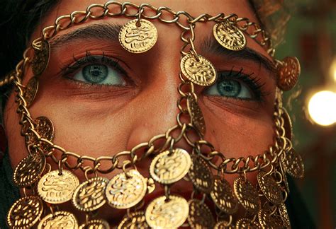 NARGIS 1920 on Behance