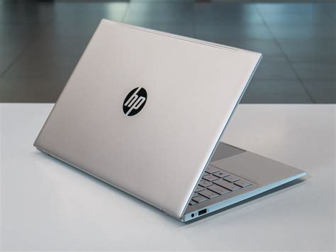 Ноутбук HP Pavilion 14-ec0035ur: дисплей c диагональю 14 дюймов и 100% ...