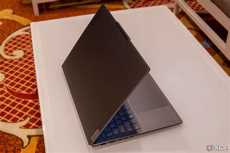 Lenovo Yoga Pro 9i (2024) vs Yoga 9i (2024): Which Yoga is for you?