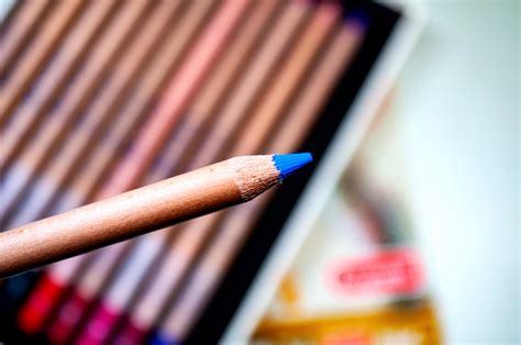 Bruynzeel Design Pastel Pencils — The Art Gear Guide