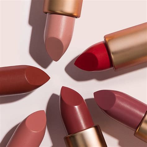 Новый косметический бренд от Веры Брежневой – VERA Beauty | Lipstick ...