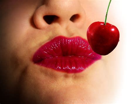 Cherry Lips: Korea's Biggest Beauty Trend - KoreaProductPost