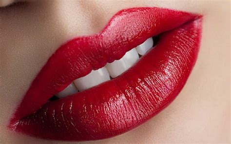 Trattamenti per labbra da baciare (sotto al vischio!) - Glamour.it