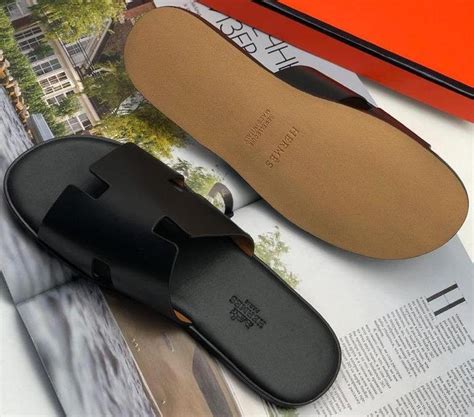 МУЖСКИЕ ШЛЕПКИ HERMES арт. 72911 купить в Москве недорого