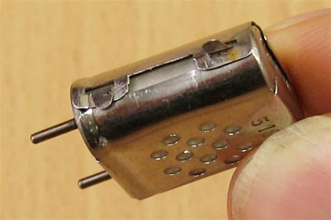 Кварцевые резонаторы - Музей электронных раритетов