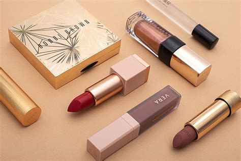 Лучшие пудры для лица: рейтинг топовых пудр в 2018 году | Beauty Insider