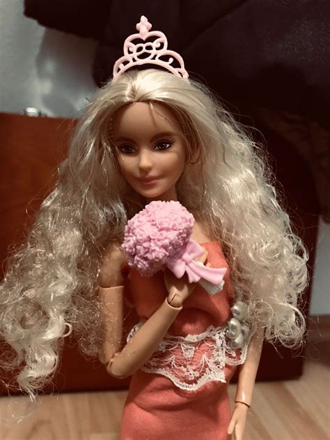 Pin by Michele Primel-Tunstall on Barbie - BMR 1959 | Dress barbie doll ...