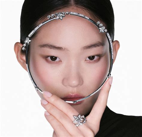 Colección Comète, Signatures - Alta Joyería | CHANEL