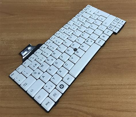 Б/У Оригинальная клавиатура Fujitsu E780, CP297221-02 (ID#1598307345 ...