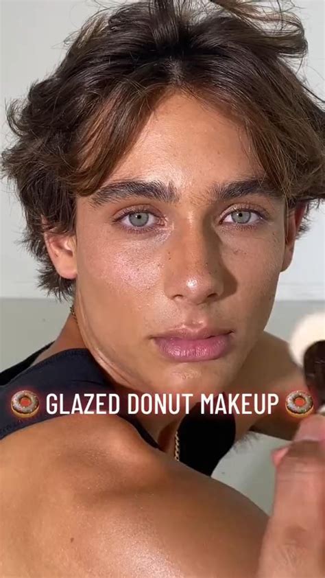 Giorgio Armani Luminous Silk Foundation | Armani beauty Australia ...