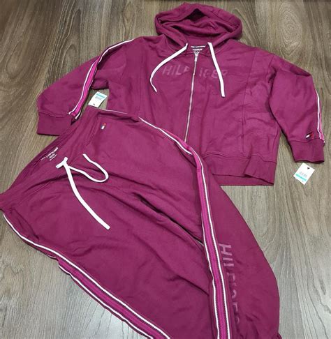 Жіночий костюм tommy hilfiger — ціна 3400 грн у каталозі Брючні костюми ...