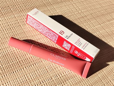 Блеск для губ Clarins Natural Lip Perfector № 19 intense smoky rosy ...