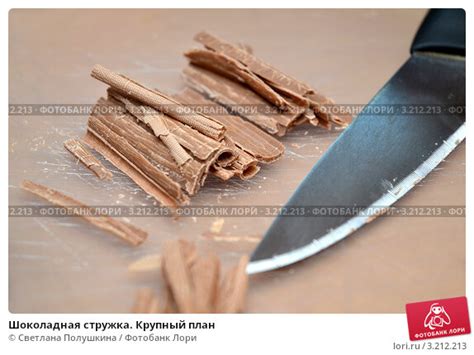 Шоколадная стружка. Крупный план. Стоковое фото № 3212213, фотограф ...