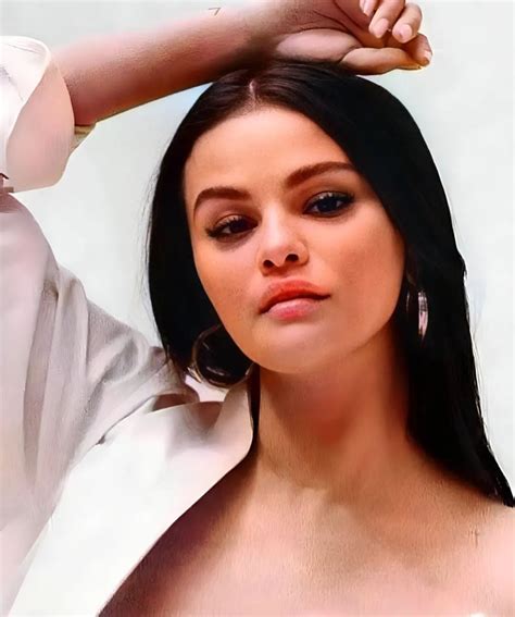 All in colors : r/SelenaGomezObsession