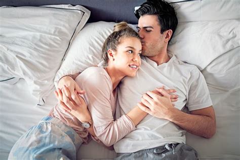 3 Tips Agar Berhubungan Intim Tetap Nyaman Meski Alami Endometriosis