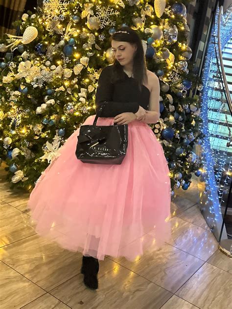 Alice - Sissy Manor