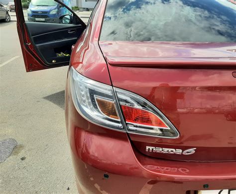 Замена заднего фонаря в крышке багажника — Mazda 6 (2G) GH, 2 л, 2008 ...