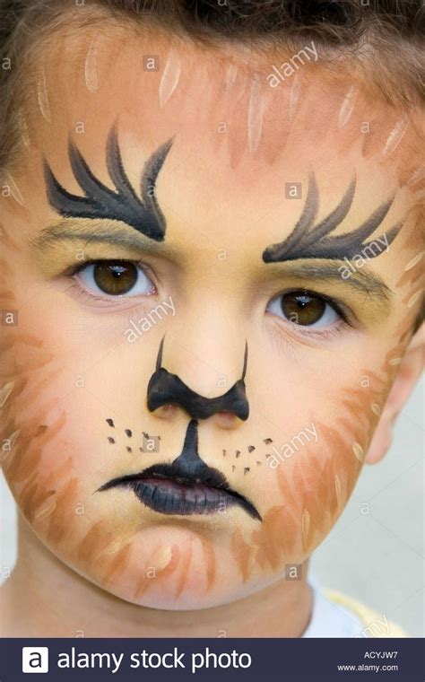 Lion face paint | Lion face paint, Dog face paints, Face painting easy