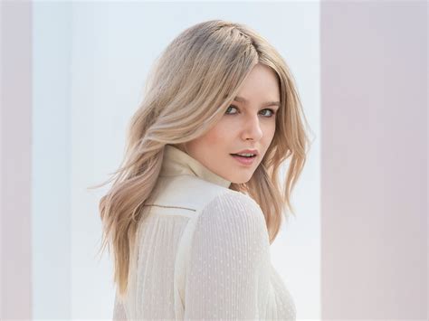 Keune-Color-Ultimate-Blonde-2020-Cream-Blonde-Key-Visual-1440x1080 ...