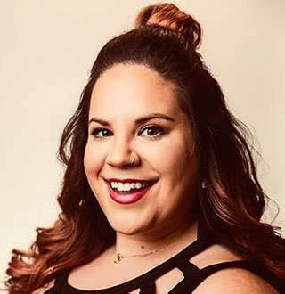 Whitney Way Thore Is Dating A Mystery French Guy Now