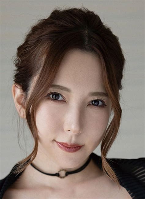 Japan popular Sexy actress Yui Hatano 2024 Wall calendar B2 8P 11196 | eBay