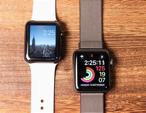 Apple Watch se2 42 ceramicBackGPS WR-50M-