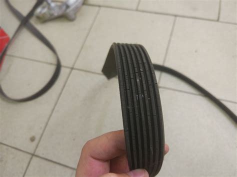 Замена натяжителя и обводного ремня — Honda Civic 4D (8G), 1,8 л, 2008 ...