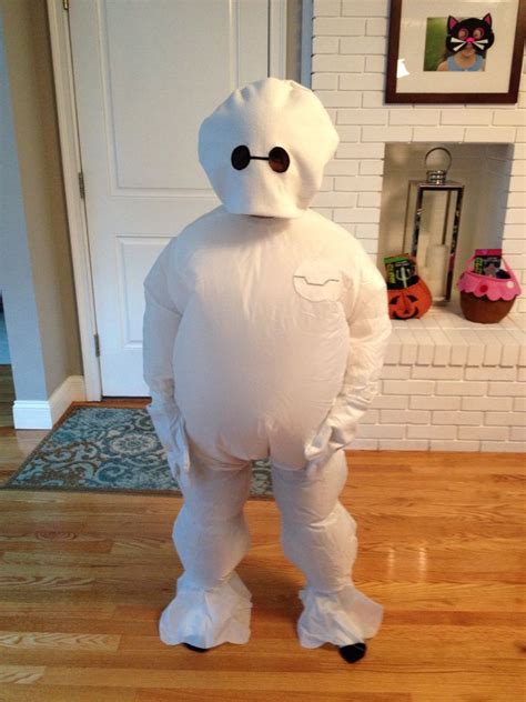 Baymax costume | Halloween fun, Cool halloween costumes, Halloween make