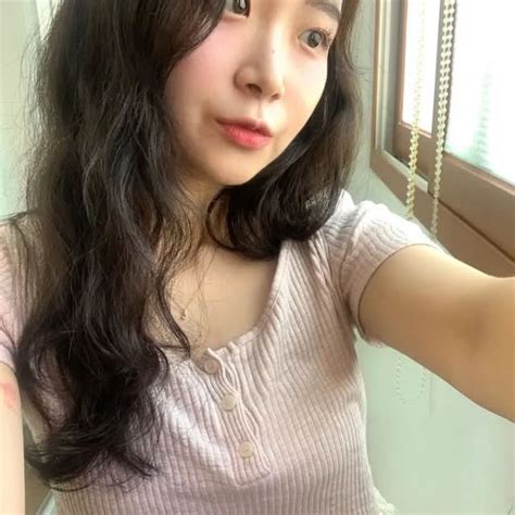 유진 (@yyuu.jin) • Threads, Say more