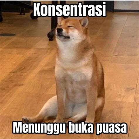 7 Meme Menunggu Buka Puasa, Azan Magrib Berasa Lama Banget?
