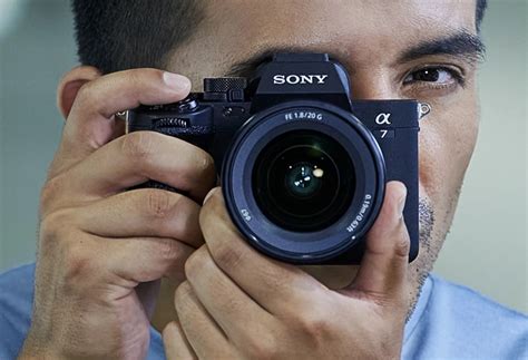 Sony Alpha 7 IV (ILCE-7M4) Kit 28-70/3.5-5.6 OSS - купить в ...