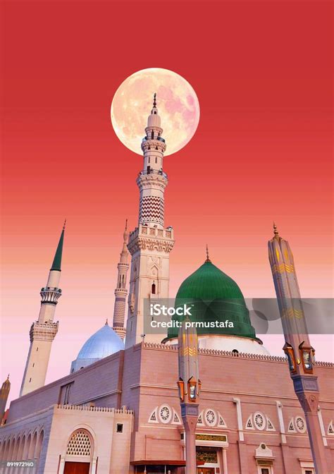 Ravza Medina Stock Photo - Download Image Now - 2015 Hajj Stampede ...