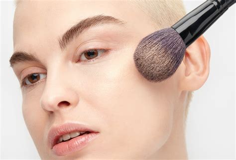 REVOLUTION PRO — купить в интернет-магазине "Золотое яблоко"