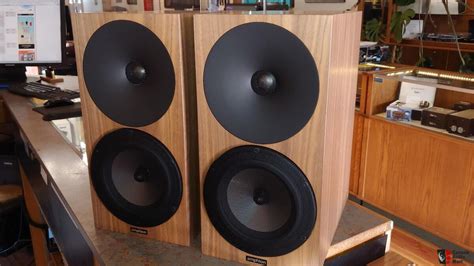 Amphion Argon 3S Bookshelf Speakers - Made In Finland - Walnut Finish ...