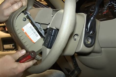 Ford F150: How to Replace Turn Signal Switch | Ford-trucks