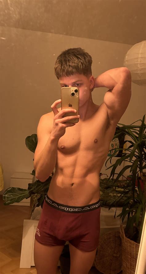 (19)Would you lick my pit? : r/MaleArmpits