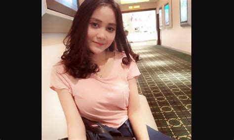 Cerita Sex Keenakkan Ngentot Sama Mbak Sari