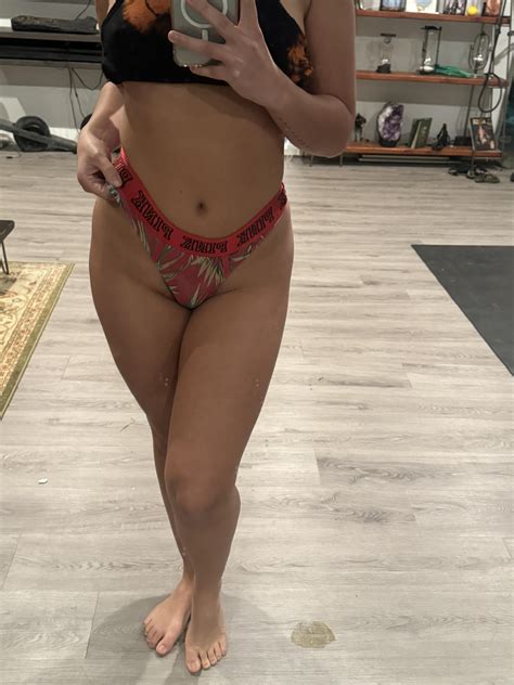 What if you open ur bedroom and you see me like this, what would you do ...
