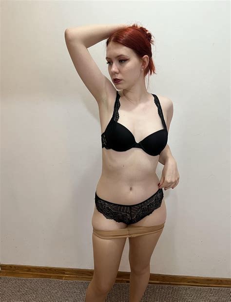 You should try licking my armpits : r/ArmpitsGoneWild